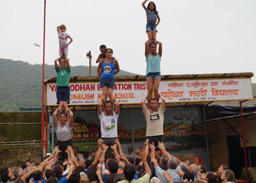 Los Capgrossos de Mataró nos visitan | Sonrisas de Bombay