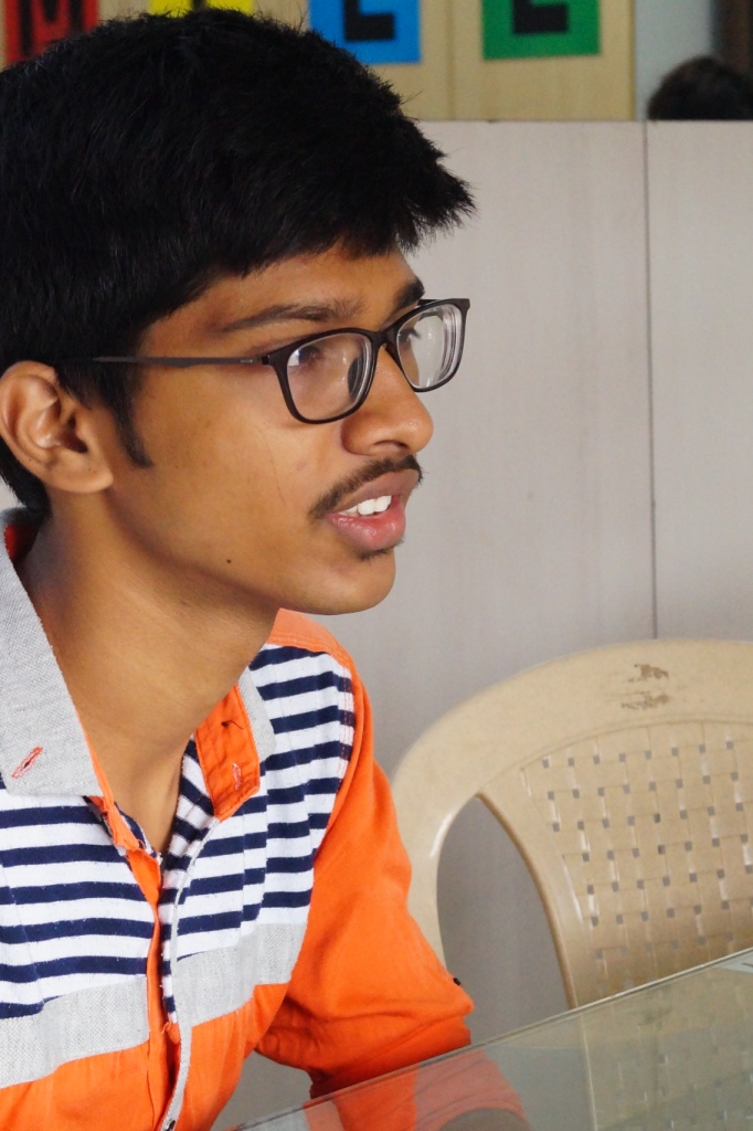 Akshay, el estudiante que lucha por conseguir sus sueños