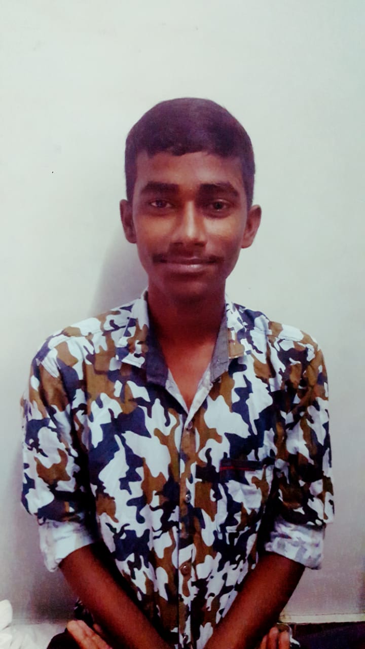 Nandhakumar: salud y superación | Sonrisas de Bombay